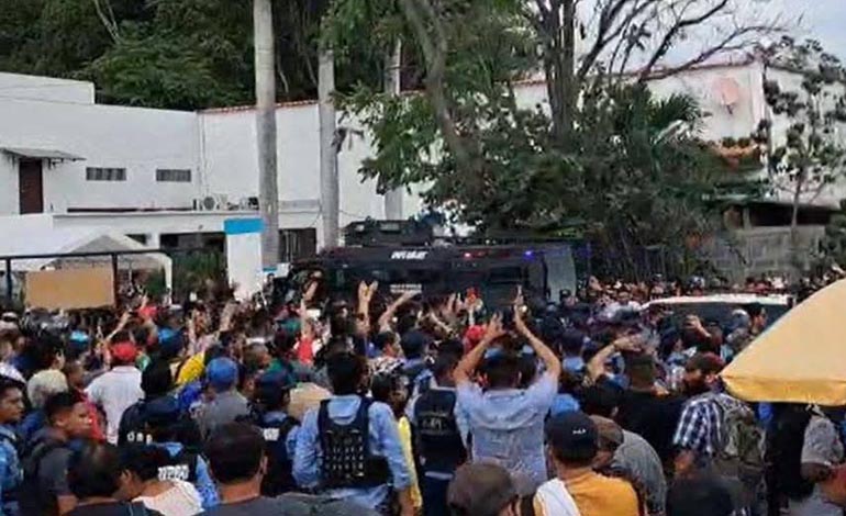 Incautan 50 mil dólares ocultos en vehículo de Iván Velásquez - HONDU ...